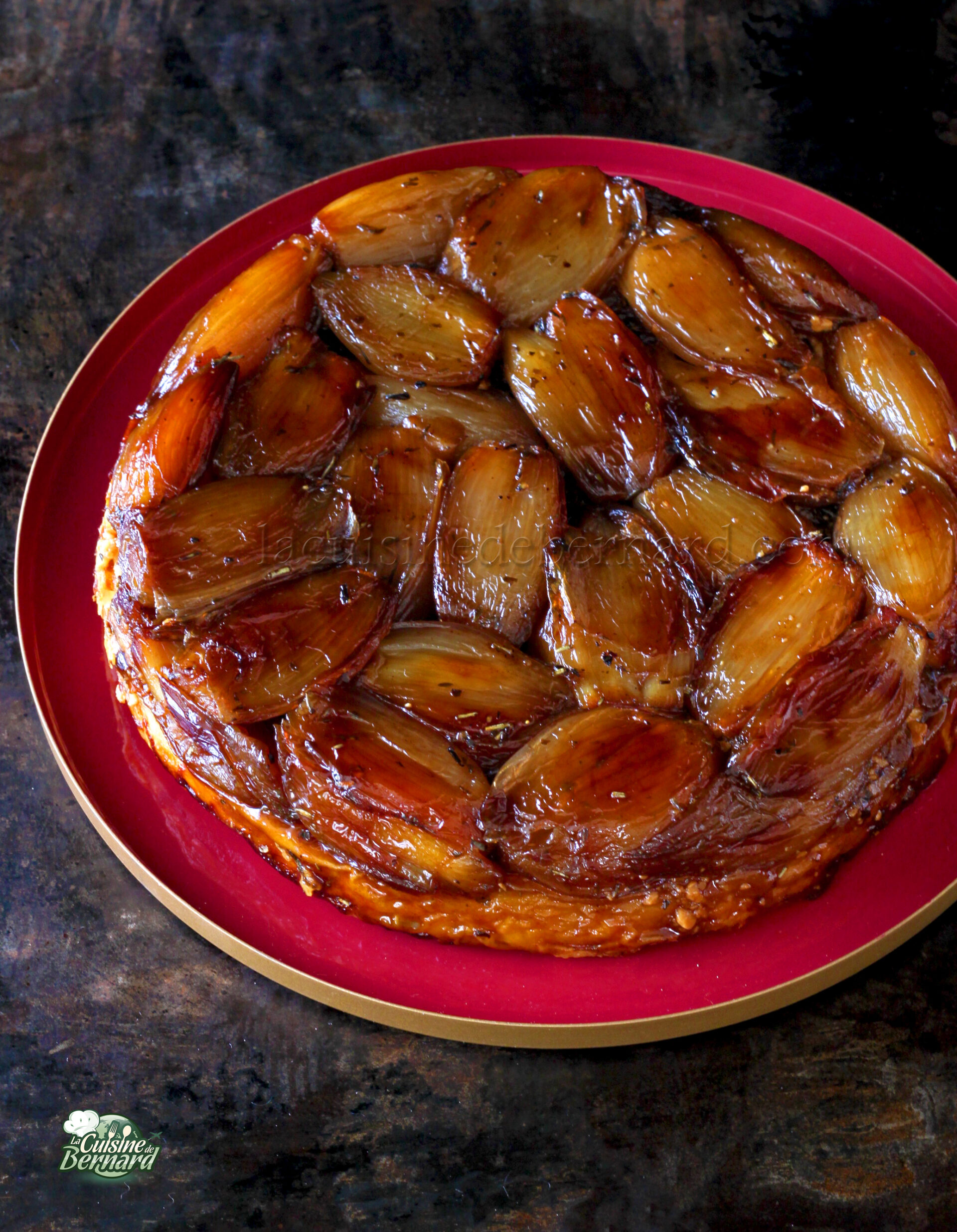 Tarte tatin salée aux échalotes et chèvre frais - La cuisine de Bernard